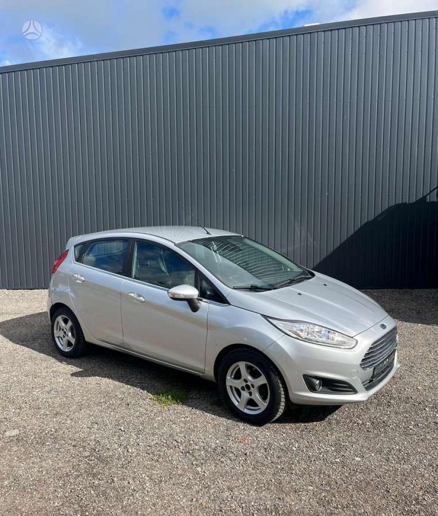 Grey Ford Fiesta 2015 in Vilnius, with an engine capacity of 1.00 L and mileage of 166 thousand km for 3150 €, photo 4 on AUTOMOTO.COM.LV