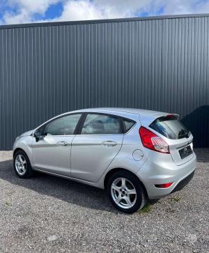Grey Ford Fiesta 2015 in Vilnius, with an engine capacity of 1.00 L and mileage of 166 thousand km for 3150 €, photo 5 on AUTOMOTO.COM.LV