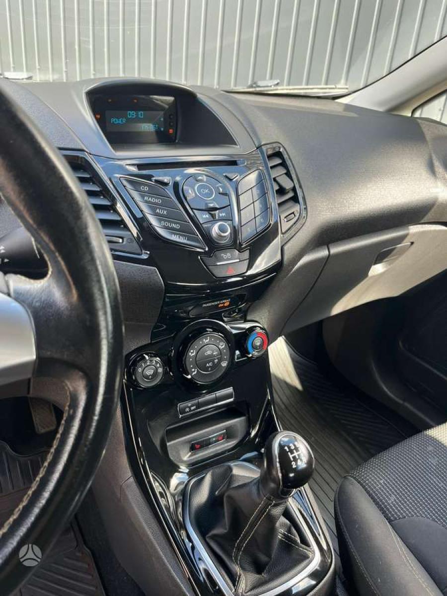 Grey Ford Fiesta 2015 in Vilnius, with an engine capacity of 1.00 L and mileage of 166 thousand km for 3150 €, photo 9 on AUTOMOTO.COM.LV