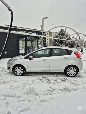 Pelēks Ford Fiesta 2016 Viļņa, ar dzinēja tilpumu 1.00 L un nobraukumu 147 tūkst. km par 4450 €, foto 4 vietnē AUTOMOTO.COM.LV