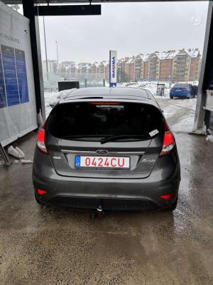 Pelēks Ford Fiesta 2016 Viļņa, ar dzinēja tilpumu 1.00 L un nobraukumu 280 tūkst. km par 3650 €, foto 4 vietnē AUTOMOTO.COM.LV