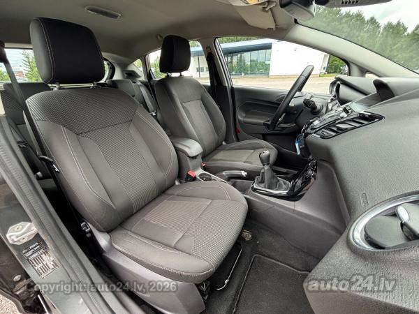 Pelēks Ford Fiesta 2016 Paide, ar dzinēja tilpumu 1.50 L un nobraukumu 197 tūkst. km par 6290 €, foto 10 vietnē AUTOMOTO.COM.LV