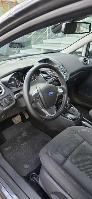 Pelēks Ford Fiesta 2016 Viļņa, ar dzinēja tilpumu 1.00 L un nobraukumu 37 tūkst. km par 8000 €, foto 17 vietnē AUTOMOTO.COM.LV