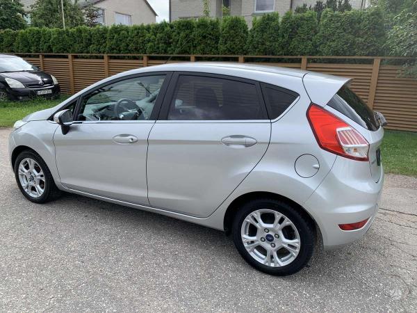 Pelēks Ford Fiesta 2016 Ukmergė, ar dzinēja tilpumu 1.00 L un nobraukumu 139 tūkst. km par 5250 €, foto 2 vietnē AUTOMOTO.COM.LV