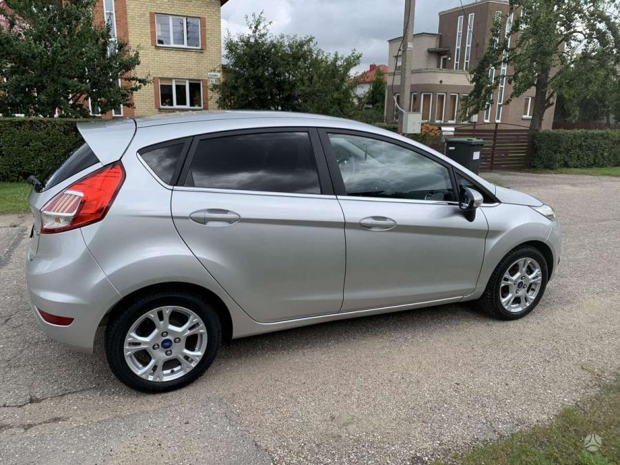 Pelēks Ford Fiesta 2016 Ukmergė, ar dzinēja tilpumu 1.00 L un nobraukumu 139 tūkst. km par 5250 €, foto 10 vietnē AUTOMOTO.COM.LV