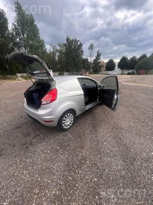 Grey Ford Fiesta 2016 in Riga, with an engine capacity of 1.50 L and mileage of 257 thousand km for 5300 €, photo 6 on AUTOMOTO.COM.LV