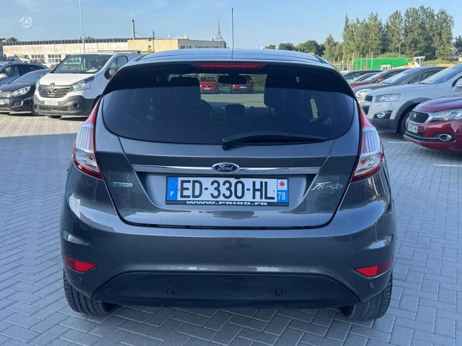 Pelēks Ford Fiesta 2016 Tauragė, ar dzinēja tilpumu 1.00 L un nobraukumu 112 tūkst. km par 4300 €, foto 11 vietnē AUTOMOTO.COM.LV