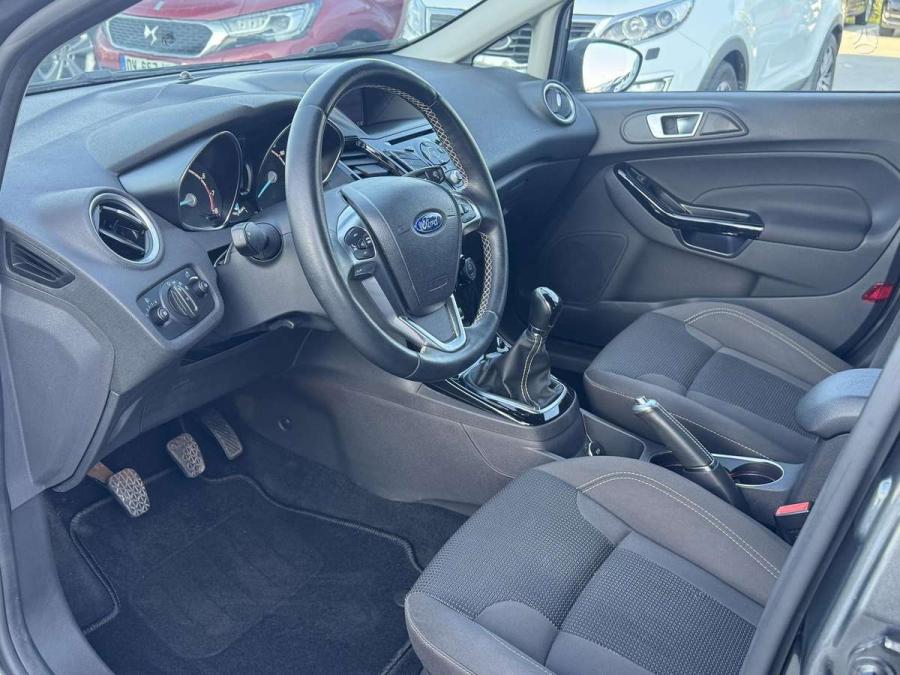 Pelēks Ford Fiesta 2016 Tauragė, ar dzinēja tilpumu 1.00 L un nobraukumu 112 tūkst. km par 4300 €, foto 16 vietnē AUTOMOTO.COM.LV