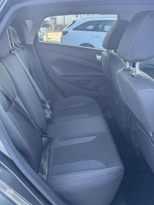 Pelēks Ford Fiesta 2016 Tauragė, ar dzinēja tilpumu 1.00 L un nobraukumu 112 tūkst. km par 4300 €, foto 26 vietnē AUTOMOTO.COM.LV