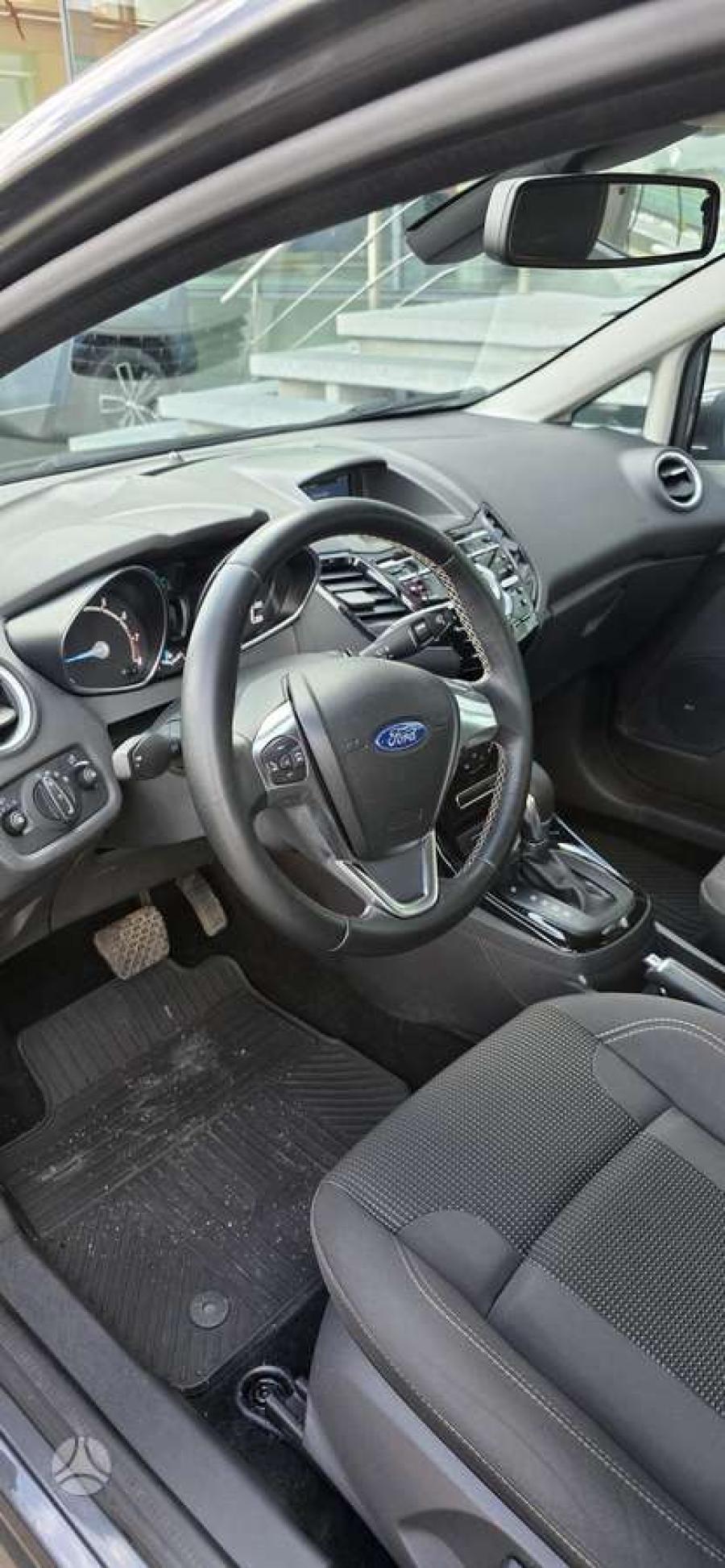 Grey Ford Fiesta 2016 in Vilnius, with an engine capacity of 1.00 L and mileage of 37 thousand km for 8250 €, photo 17 on AUTOMOTO.COM.LV