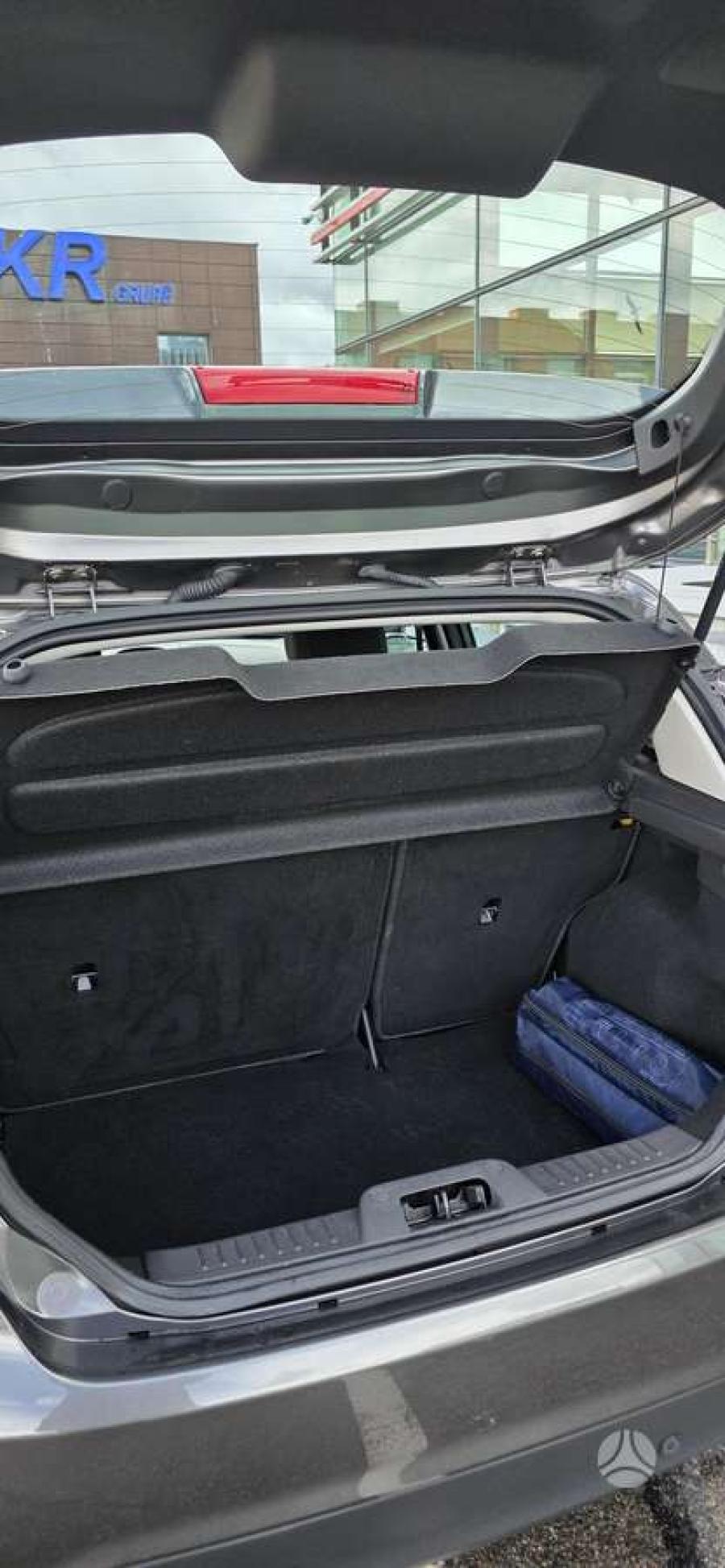 Grey Ford Fiesta 2016 in Vilnius, with an engine capacity of 1.00 L and mileage of 37 thousand km for 8250 €, photo 23 on AUTOMOTO.COM.LV