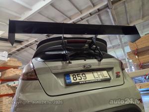 Pelēks Ford Fiesta 2016 Viljandi, ar dzinēja tilpumu 1.60 L un nobraukumu 59 tūkst. km par 17900 €, foto 5 vietnē AUTOMOTO.COM.LV