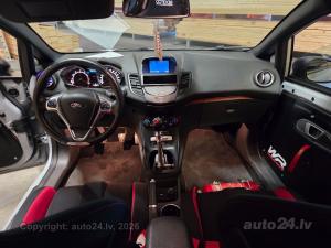 Pelēks Ford Fiesta 2016 Viljandi, ar dzinēja tilpumu 1.60 L un nobraukumu 59 tūkst. km par 17900 €, foto 13 vietnē AUTOMOTO.COM.LV