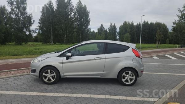 Grey Ford Fiesta 2016 in Jelgava, with an engine capacity of 1.50 L and mileage of 179 thousand km for 3600 €, photo 1 on AUTOMOTO.COM.LV