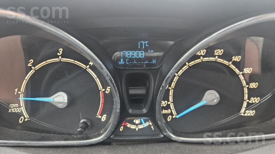 Grey Ford Fiesta 2016 in Jelgava, with an engine capacity of 1.50 L and mileage of 179 thousand km for 3600 €, photo 8 on AUTOMOTO.COM.LV