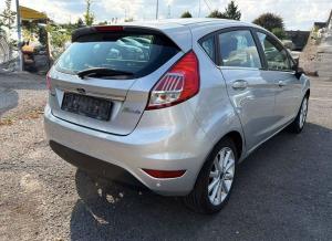 Pelēks Ford Fiesta 2016 Kauņa, ar dzinēja tilpumu 1.00 L un nobraukumu 113 tūkst. km par 5650 €, foto 5 vietnē AUTOMOTO.COM.LV