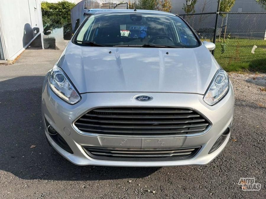 Pelēks Ford Fiesta 2016 Kauņa, ar dzinēja tilpumu 1.00 L un nobraukumu 113 tūkst. km par 5650 €, foto 6 vietnē AUTOMOTO.COM.LV