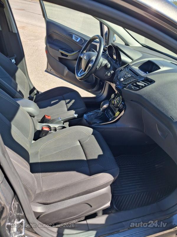 Pelēks Ford Fiesta 2017 Tallina, ar dzinēja tilpumu 1.00 L un nobraukumu 132 tūkst. km par 6700 €, foto 9 vietnē AUTOMOTO.COM.LV