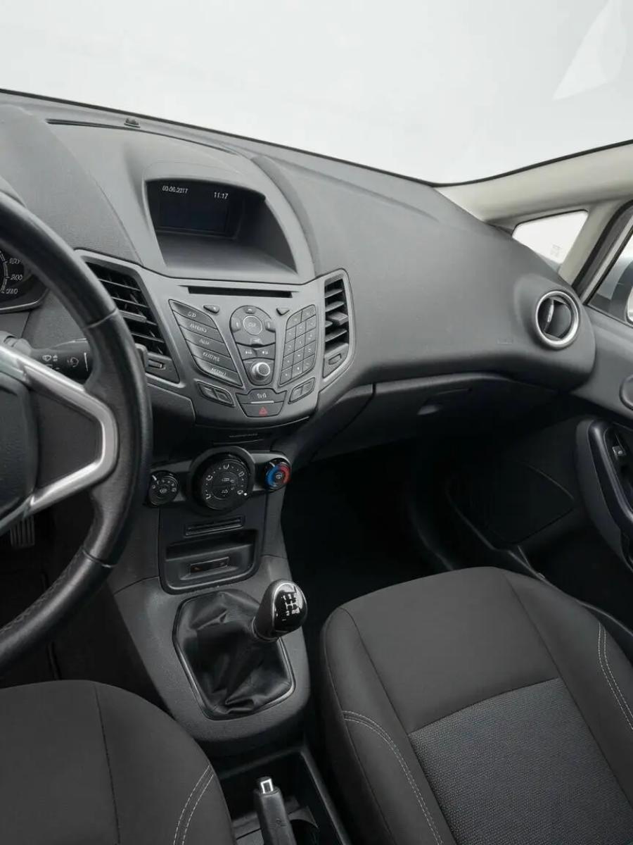 Grey Ford Fiesta 2017 in Jurmala, with an engine capacity of 1.00 L and mileage of 128 thousand km for 3950 €, photo 7 on AUTOMOTO.COM.LV