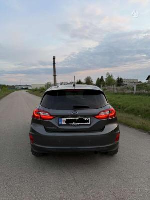 Grey Ford Fiesta 2017 in Alytus, with an engine capacity of 1.00 L and mileage of 130 thousand km for 5900 €, photo 3 on AUTOMOTO.COM.LV