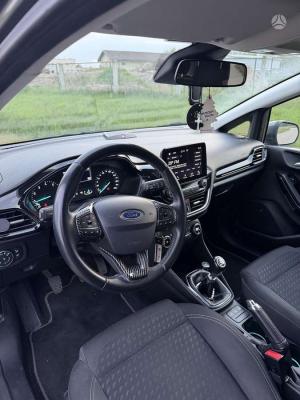 Grey Ford Fiesta 2017 in Alytus, with an engine capacity of 1.00 L and mileage of 130 thousand km for 5900 €, photo 5 on AUTOMOTO.COM.LV