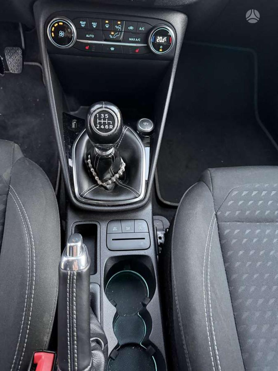 Grey Ford Fiesta 2017 in Alytus, with an engine capacity of 1.00 L and mileage of 130 thousand km for 5900 €, photo 8 on AUTOMOTO.COM.LV