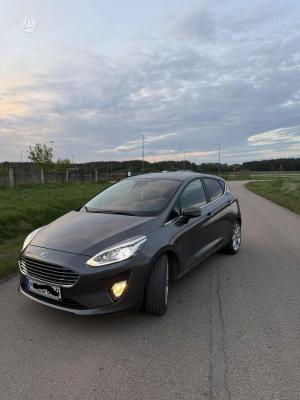 Grey Ford Fiesta 2017 in Alytus, with an engine capacity of 1.00 L and mileage of 130 thousand km for 5900 €, photo 15 on AUTOMOTO.COM.LV