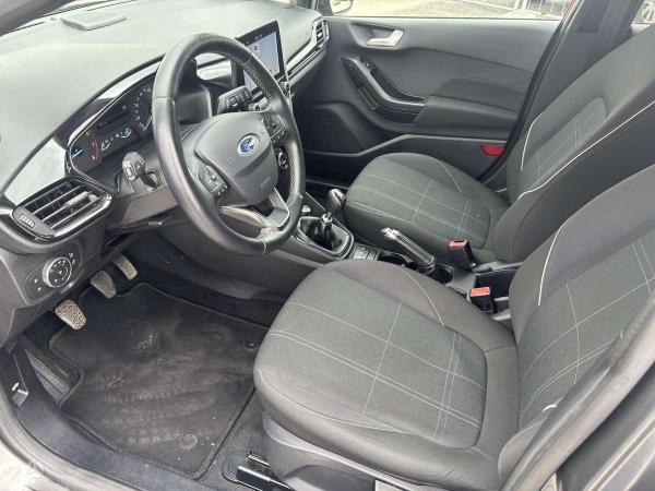 Grey Ford Fiesta 2017 in Marijampole, with an engine capacity of 1.00 L and mileage of 130 thousand km for 4800 €, photo 8 on AUTOMOTO.COM.LV