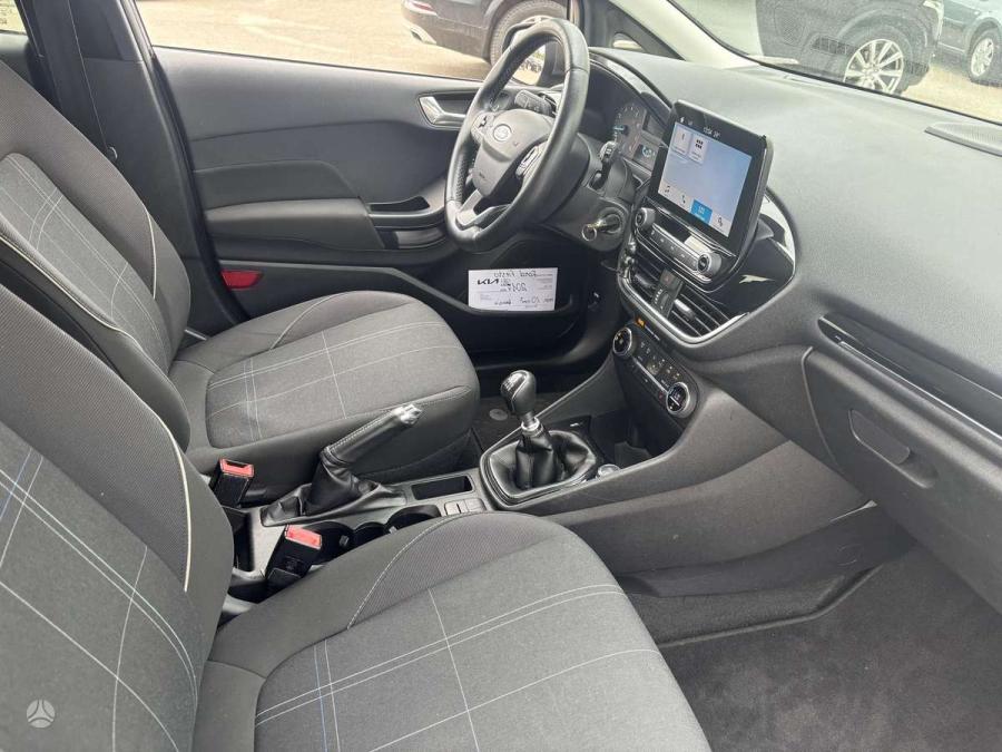 Pelēks Ford Fiesta 2017 Marijampole, ar dzinēja tilpumu 1.00 L un nobraukumu 130 tūkst. km par 4800 €, foto 10 vietnē AUTOMOTO.COM.LV