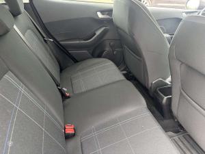 Pelēks Ford Fiesta 2017 Marijampole, ar dzinēja tilpumu 1.00 L un nobraukumu 130 tūkst. km par 4800 €, foto 13 vietnē AUTOMOTO.COM.LV