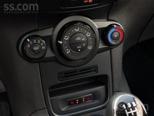 Grey Ford Fiesta 2017 in Jurmala, with an engine capacity of 1.00 L and mileage of 128 thousand km for 4950 €, photo 23 on AUTOMOTO.COM.LV