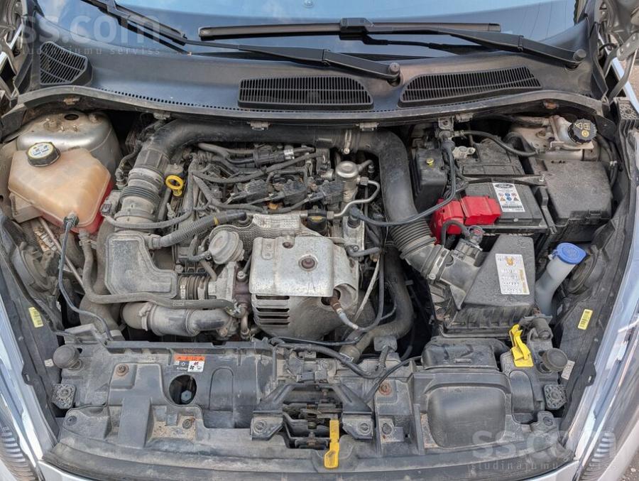 Grey Ford Fiesta 2017 in Jurmala, with an engine capacity of 1.00 L and mileage of 128 thousand km for 4950 €, photo 29 on AUTOMOTO.COM.LV