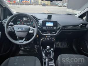 Grey Ford Fiesta 2018 in Riga, with an engine capacity of 1.50 L and mileage of 0 thousand km for 6390 €, photo 9 on AUTOMOTO.COM.LV