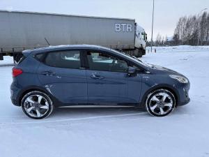 Grey Ford Fiesta 2018 in Taurage, with an engine capacity of 1.00 L and mileage of 128 thousand km for 5990 €, photo 2 on AUTOMOTO.COM.LV