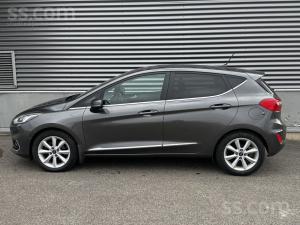 Pelēks Ford Fiesta 2018 Rīga, ar dzinēja tilpumu 1.00 L un nobraukumu 156 tūkst. km par 8900 €, foto 3 vietnē AUTOMOTO.COM.LV