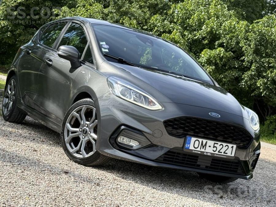 Grey Ford Fiesta 2018 in Jurmala, with an engine capacity of 1.00 L and mileage of 0 thousand km for 7350 €, photo 3 on AUTOMOTO.COM.LV