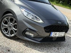 Grey Ford Fiesta 2018 in Jurmala, with an engine capacity of 1.00 L and mileage of 0 thousand km for 7350 €, photo 5 on AUTOMOTO.COM.LV