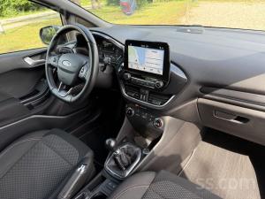 Grey Ford Fiesta 2018 in Jurmala, with an engine capacity of 1.00 L and mileage of 0 thousand km for 7350 €, photo 21 on AUTOMOTO.COM.LV