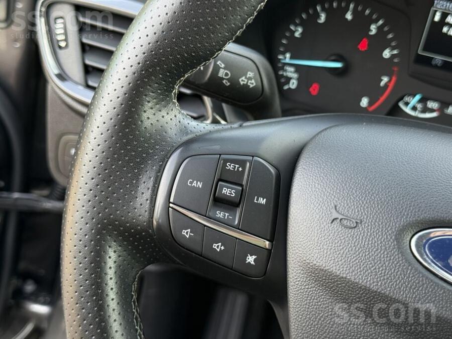 Grey Ford Fiesta 2018 in Jurmala, with an engine capacity of 1.00 L and mileage of 0 thousand km for 7350 €, photo 29 on AUTOMOTO.COM.LV