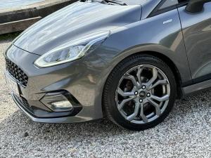 Pelēks Ford Fiesta 2018 Jūrmala, ar dzinēja tilpumu 1.00 L un nobraukumu 123 tūkst. km par 7950 €, foto 10 vietnē AUTOMOTO.COM.LV