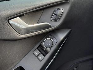 Pelēks Ford Fiesta 2018 Jūrmala, ar dzinēja tilpumu 1.00 L un nobraukumu 123 tūkst. km par 7950 €, foto 28 vietnē AUTOMOTO.COM.LV