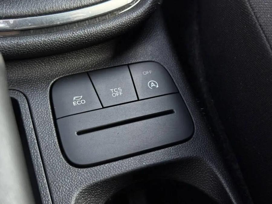 Pelēks Ford Fiesta 2018 Jūrmala, ar dzinēja tilpumu 1.00 L un nobraukumu 123 tūkst. km par 7950 €, foto 31 vietnē AUTOMOTO.COM.LV