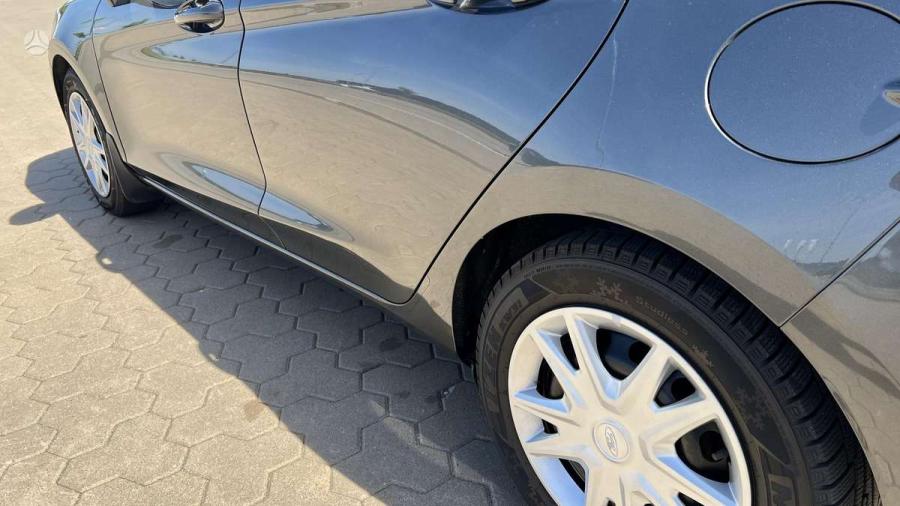 Grey Ford Fiesta 2018 in Kaunas, with an engine capacity of 1.00 L and mileage of 160 thousand km for 4998 €, photo 14 on AUTOMOTO.COM.LV