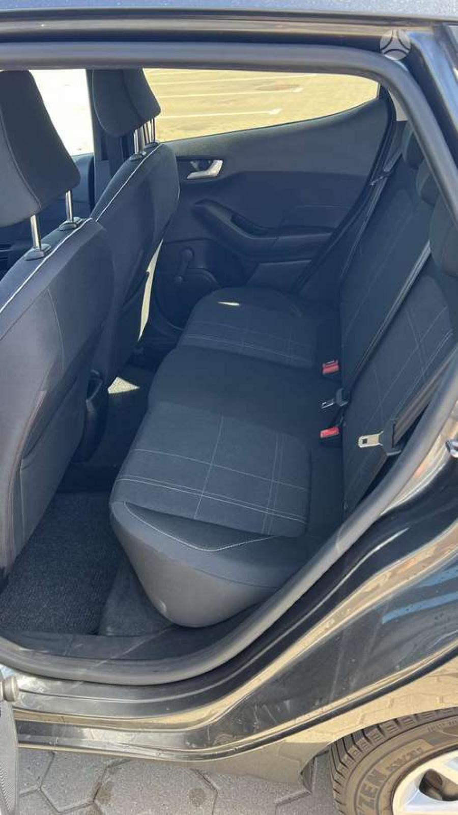 Grey Ford Fiesta 2018 in Kaunas, with an engine capacity of 1.00 L and mileage of 160 thousand km for 4998 €, photo 18 on AUTOMOTO.COM.LV