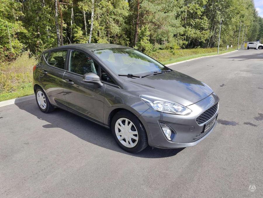 Grey Ford Fiesta 2018 in Kaunas, with an engine capacity of 1.00 L and mileage of 134 thousand km for 8800 €, photo 4 on AUTOMOTO.COM.LV
