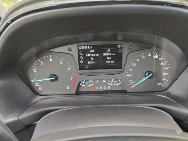 Ford Fiesta 2018 Kauņa vietnē Pelēks Ford Fiesta 2018 Kauņa, ar dzinēja tilpumu 1.00 L un nobraukumu 134 tūkst. km par 8800 €, foto 10 vietnē AUTOMOTO.COM.LV