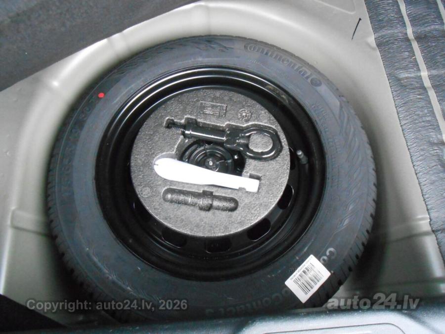 Grey Ford Fiesta 2019 in Viljandi, with an engine capacity of 1.00 L and mileage of 170 thousand km for 7990 €, photo 17 on AUTOMOTO.COM.LV