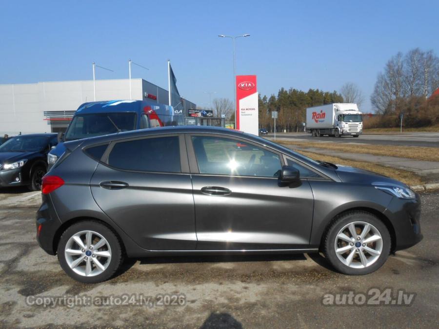 Grey Ford Fiesta 2019 in Viljandi, with an engine capacity of 1.00 L and mileage of 170 thousand km for 7990 €, photo 21 on AUTOMOTO.COM.LV