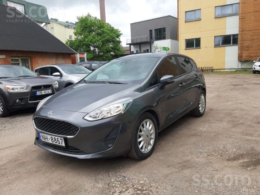 Grey Ford Fiesta 2019 in Daugavpils, with an engine capacity of 1.50 L and mileage of 0 thousand km for 7950 €, photo 3 on AUTOMOTO.COM.LV