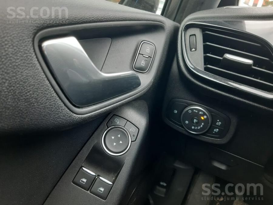 Grey Ford Fiesta 2019 in Daugavpils, with an engine capacity of 1.50 L and mileage of 0 thousand km for 7950 €, photo 12 on AUTOMOTO.COM.LV